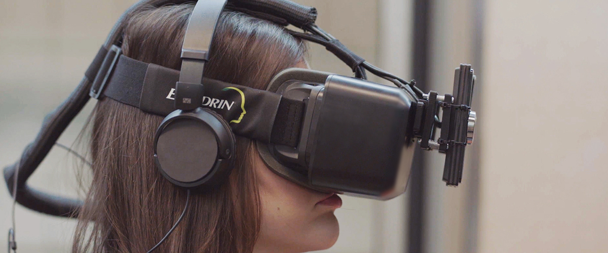 Excedrin Uses Augmented Reality To Simulate Migraine Symptoms