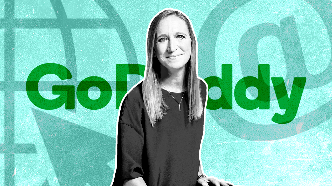 GoDaddy Announces New CMO; Apple Hires AR Marketing Chief