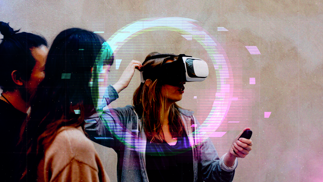 Augmented And Virtual Reality Headset Shipments Grew 92% In 2021